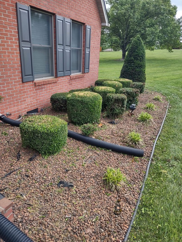 www.smithlandscapinglawncare.com